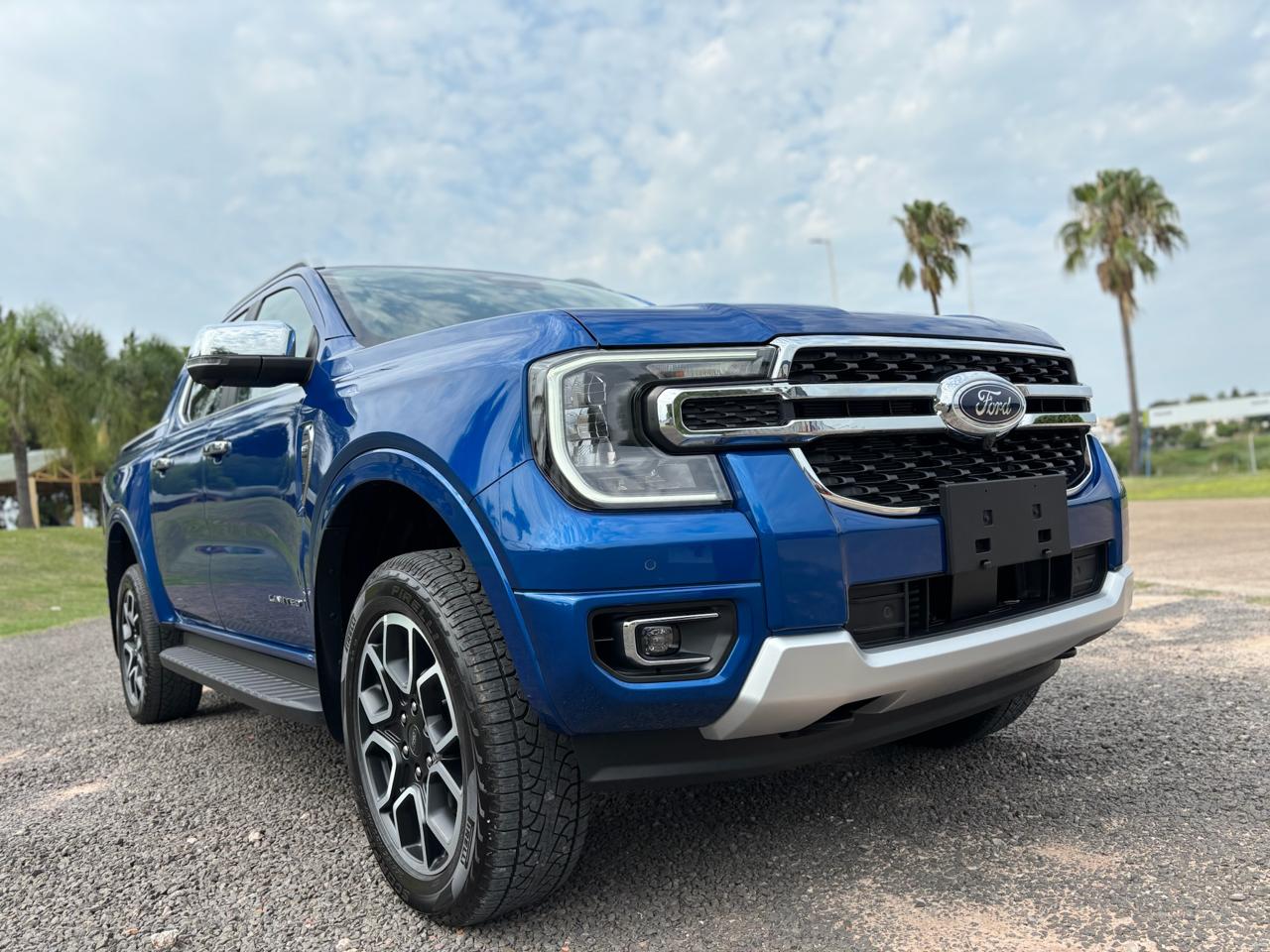 FORD RANGER V6 LIMITED PLUS 4X4 AT - Vision Motors Paraná